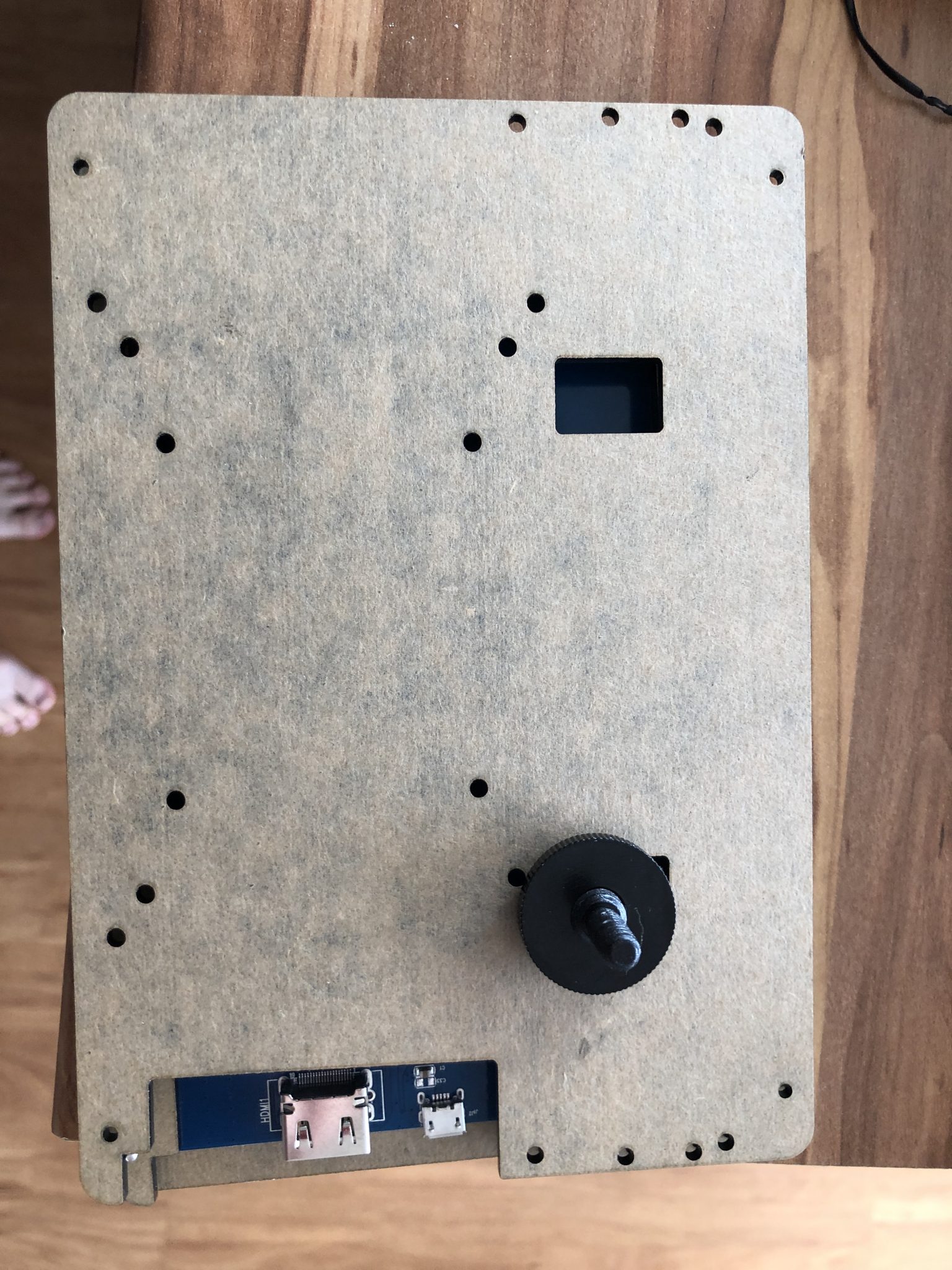 Raspberry Pi Photobooth in a classic vintage plate camera - Florian Müller