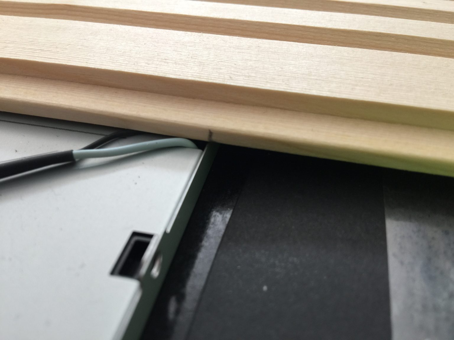 Build a smart MagicMirror with two displays running on Raspberry Pi ...